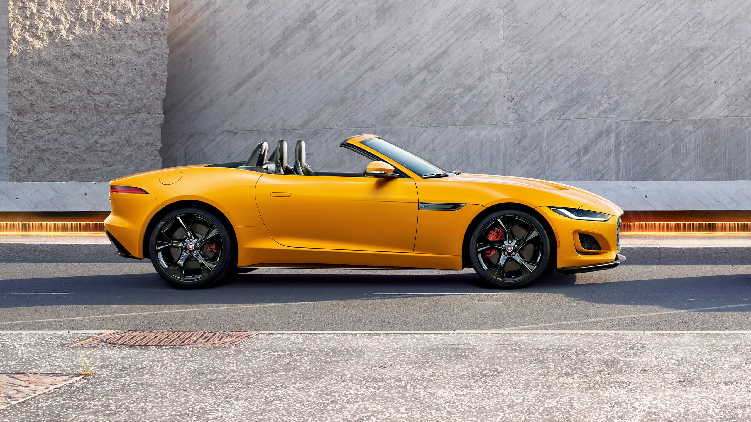 2022 Jaguar F-TYPE | Convertible Exterior Gallery | Jaguar USA